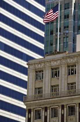 250 American flags on buildings Stock Pictures, Editorial Images and ...