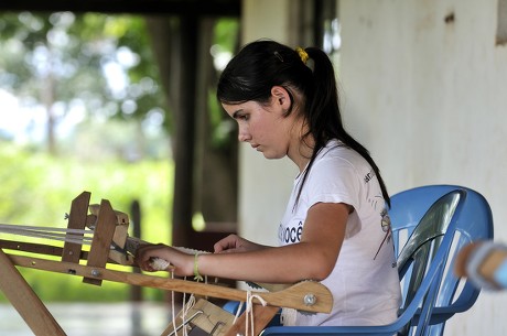 20 Loom machines Stock Pictures, Editorial Images and Stock Photos ...