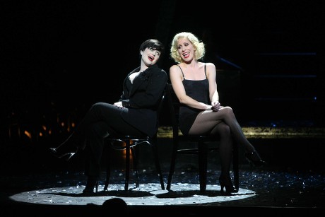 Chicago 10th Anniversary Cambridge Theatre 7 Editorial Stock Photo ...