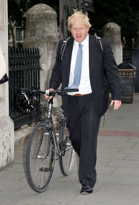 Conservative Party Summer Ball Natural History Editorial Stock Photo ...