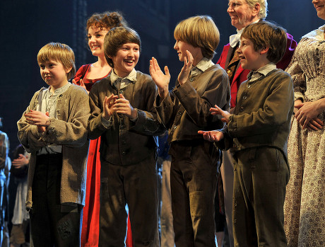 Final Performance Oliver Theatre Royal Drury Editorial Stock Photo ...
