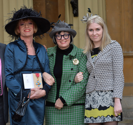 Investiture Buckingham Palace Grayson Perry Collects Editorial Stock ...