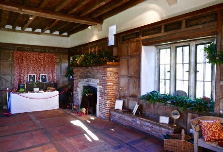 Traditional Tudor Decorations Display Tudor Banquet Editorial Stock ...