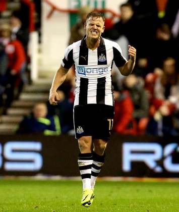 Matt Ritchie Newcastle United Celebrates Scoring Editorial Stock Photo ...