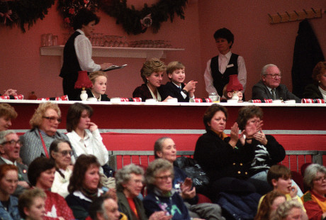 Show Jumping Championships at Olympia - 17 Dec 1990 Stock Pictures ...