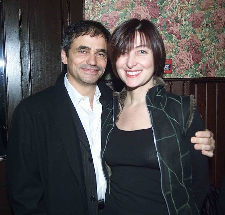 __COUNT__ imágenes de The Opening Party For 'The Grand Union' Woodfield ...