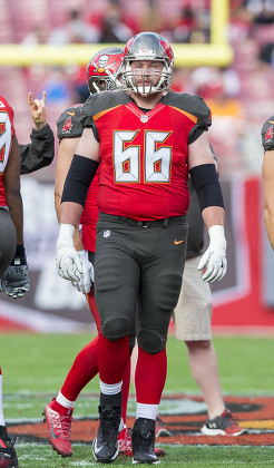 Tampa Bay Buccaneers Offensive Tackle Leonard Editorial Stock Photo ...