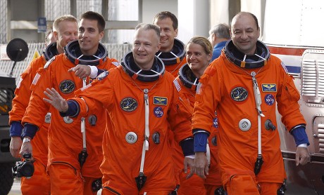 Space Shuttle Endeavour Sts127 Crew Members Editorial Stock Photo ...