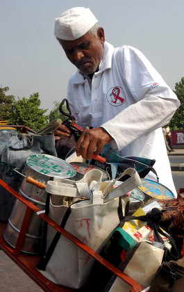 Dabbawallas Prepair Delivery Lunch Boxes Bombay Editorial Stock Photo ...