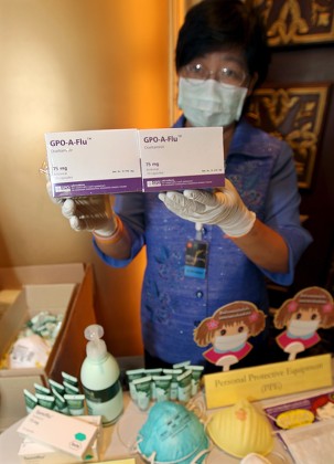 Thai Health Officer Wearing Protective Mask Editorial Stock Photo ...