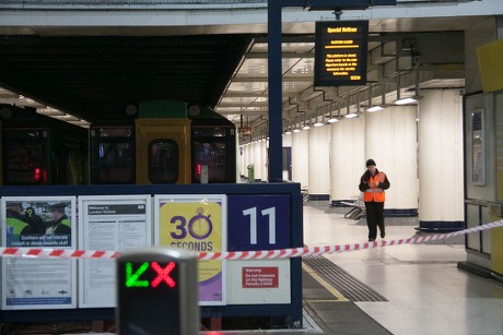 Southern Rail Strike, London, UK - 16 Dec 2016 Stock Pictures ...