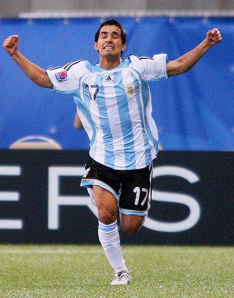 Argentinas Maximiliano Moralez 17 Celebrates After Editorial Stock ...