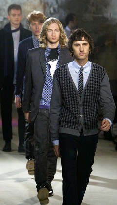 France Fashion Show - Jan 2004 Stock Pictures, Editorial Images and ...