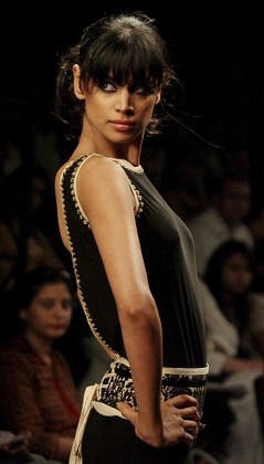 Indian Model Takes Catwalk Presenting Creation Editorial Stock Photo ...