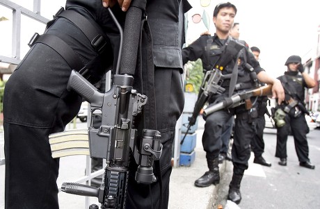 Members Philippine Special Weapons Tactics Swat Editorial Stock Photo ...