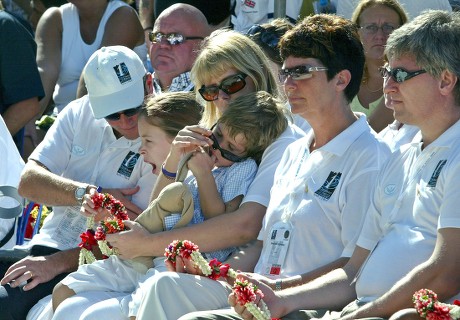 English Family Members Tsunami Victims Hold Editorial Stock Photo ...