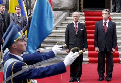 Ukrainian President Viktor Yushchenko R King Editorial Stock Photo ...