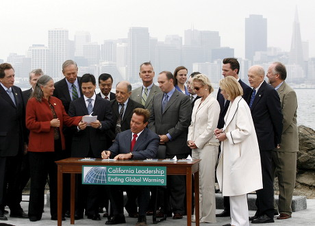 California Governor Arnold Schwarzenegger C Signs Editorial Stock Photo ...