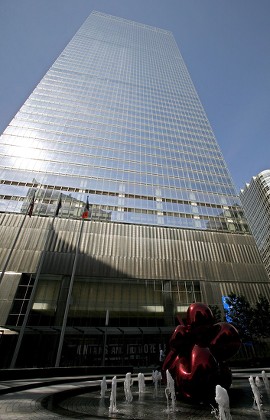 Newly Rebuilt 7 World Trade Center Editorial Stock Photo - Stock Image ...