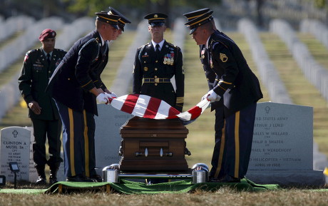 Honor Guard Casket Team Prepares Fold Editorial Stock Photo - Stock Image | Shutterstock