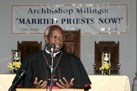 Roman Catholic Archbishop Emmanuel Milingo Speaks Editorial Stock Photo ...
