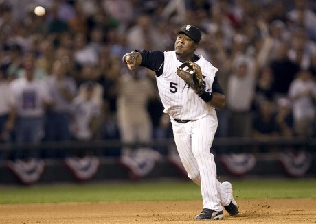 Chicago White Sox Shortstop Juan Uribe Editorial Stock Photo - Stock ...