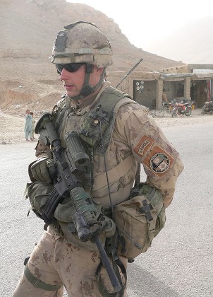 Canadian Soldier Natoled International Security Assistance Editorial ...