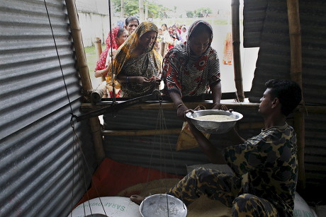 Bangladeshi People Low Income Groups Stand Editorial Stock Photo ...