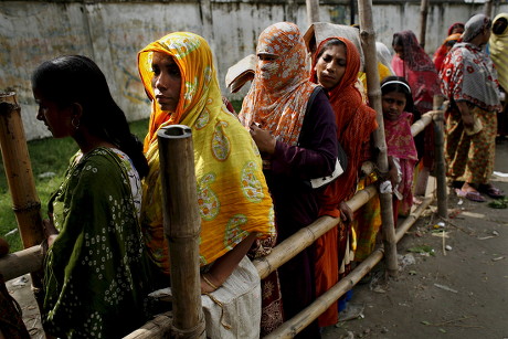 Bangladeshi People Low Income Groups Stand Editorial Stock Photo ...