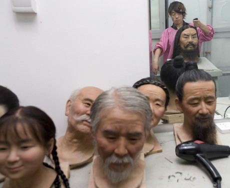 __COUNT__ China Robot Replica Maker - Jul 2007 Stock Pictures ...