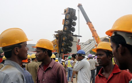 Delhi Metro Workers Busy Rescue Work Editorial Stock Photo - Stock ...