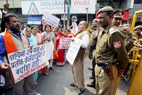 Activists Rightwing Hindu Organization Rashtrawadi Shiv Editorial Stock ...