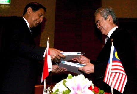 Indonesian Defense Minister Juwono Sudarsonol Gives Editorial Stock ...