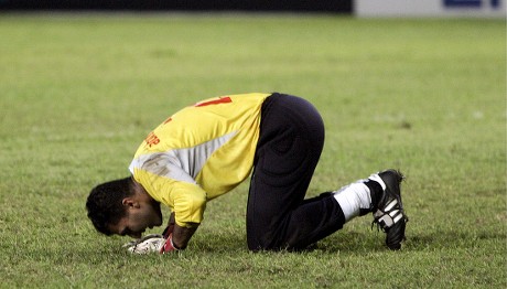 Bahrain Goalkeeper Abdul Rahman Ahmed Celebrates Editorial Stock Photo ...