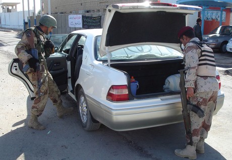 Iraqi Soldiers Check Civilian Car Checkpoint Editorial Stock Photo ...