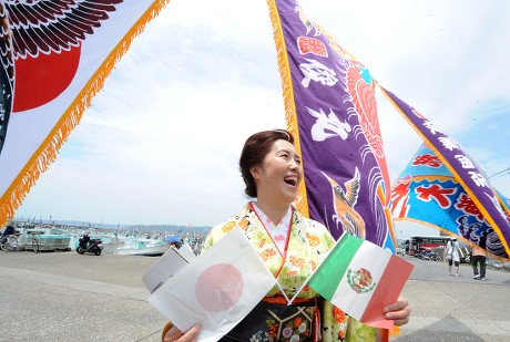 Japanese Villager Kimono Waves Mexican Japanese Editorial Stock Photo ...