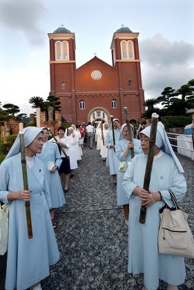 Roman Catholic Nuns Prepare Their Torches Editorial Stock Photo - Stock ...