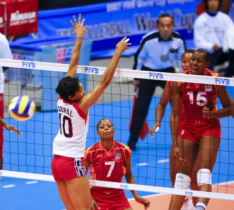 Kenyan Attacker Brackcides Khadambi R Spikes Editorial Stock Photo ...