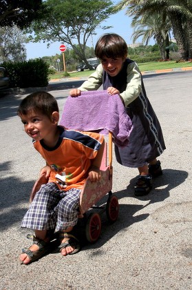 Jewish Children Play Old Pushcart Center Editorial Stock Photo - Stock ...