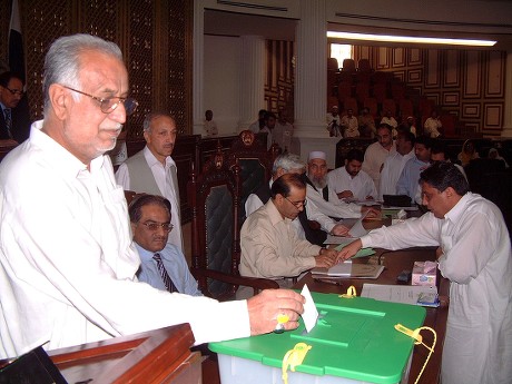Pakistan Presidential Elections - Oct 2007 Stock Pictures, Editorial ...