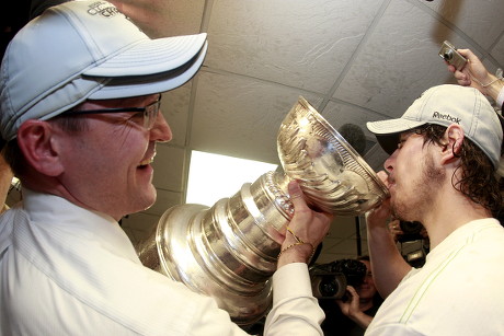 88 Stanley cup ice hockey championship Stock Pictures, Editorial Images ...