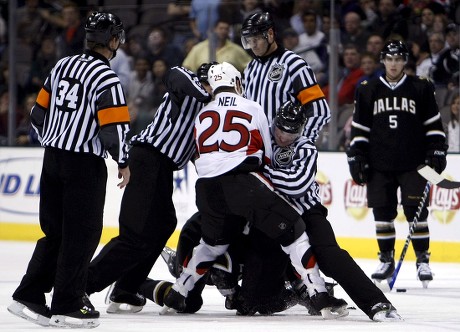 Ottawa Senators Player Chris Neil C Editorial Stock Photo - Stock Image ...