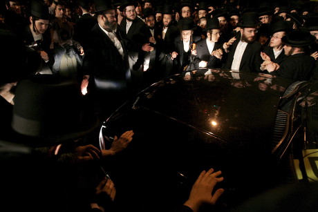 35 Satmar sect Stock Pictures, Editorial Images and Stock Photos ...
