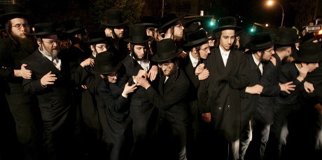 35 Satmar sect Stock Pictures, Editorial Images and Stock Photos ...