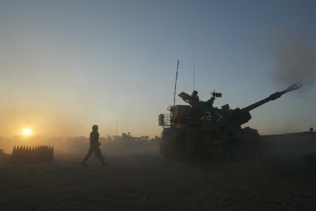 Israeli Soldiers Fire 155mm Artillery Shell Editorial Stock Photo ...