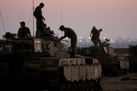 Israeli Soldiers Atop Merkava Tanks Continue Editorial Stock Photo ...