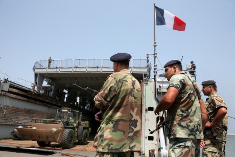 Lebanese Soldiers Watch French United Nations Editorial Stock Photo ...