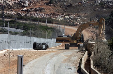 Israeli Mechanical Excavator Works On Chain Editorial Stock Photo ...