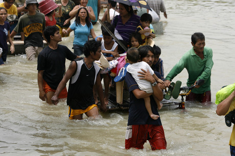 Filipino Victims Devastated Area Caused By Editorial Stock Photo ...