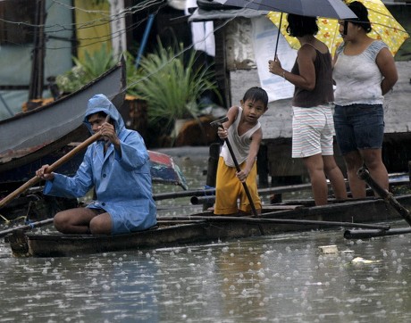 Filipinos Riding Banca Wade Thru Flood Editorial Stock Photo - Stock ...